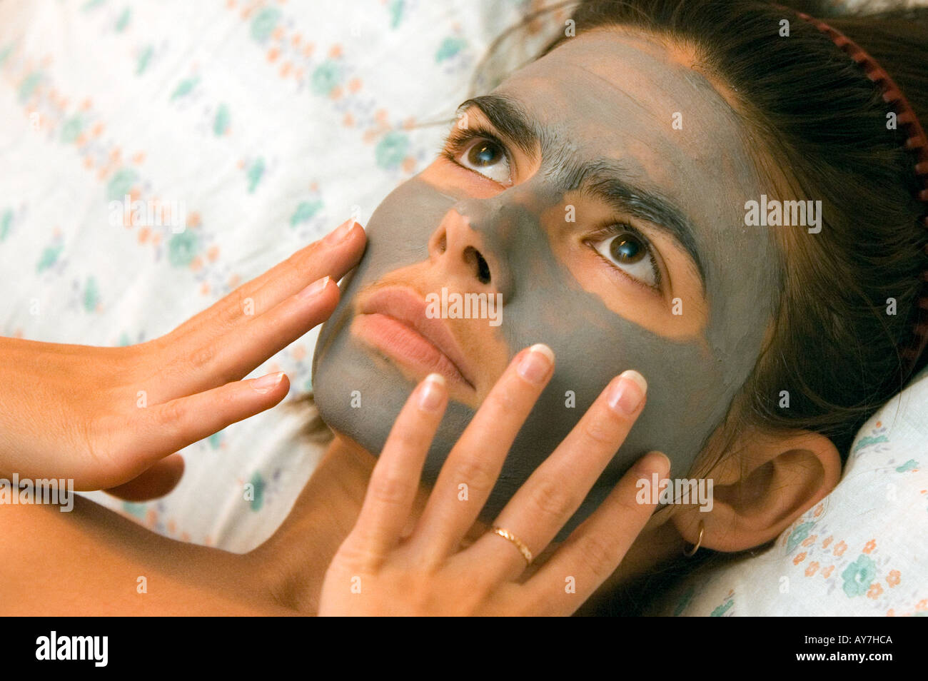 Skin clearing hi-res stock photography and images - Alamy