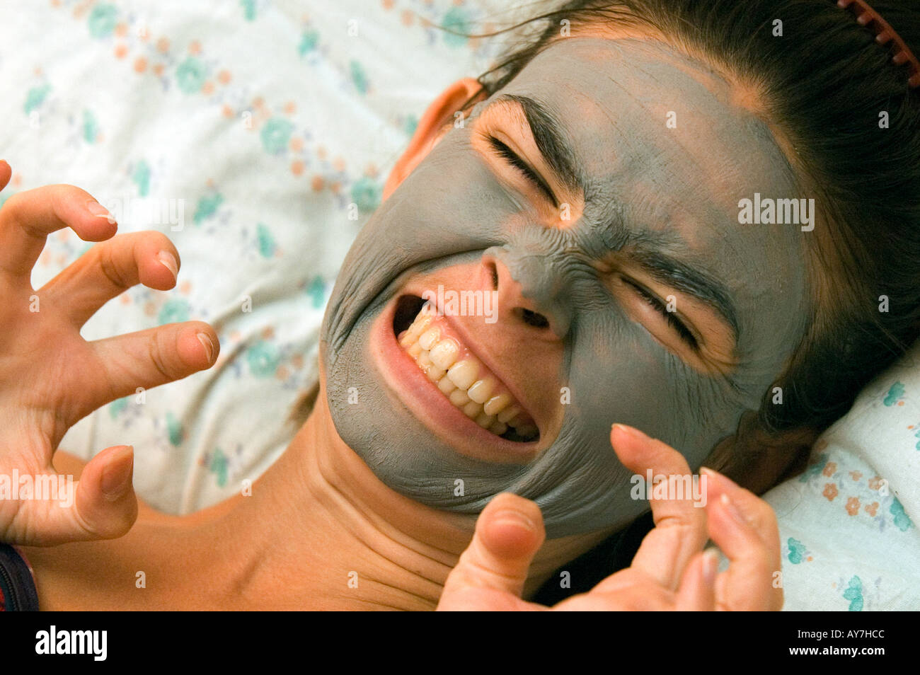 Skin clearing hi-res stock photography and images - Alamy