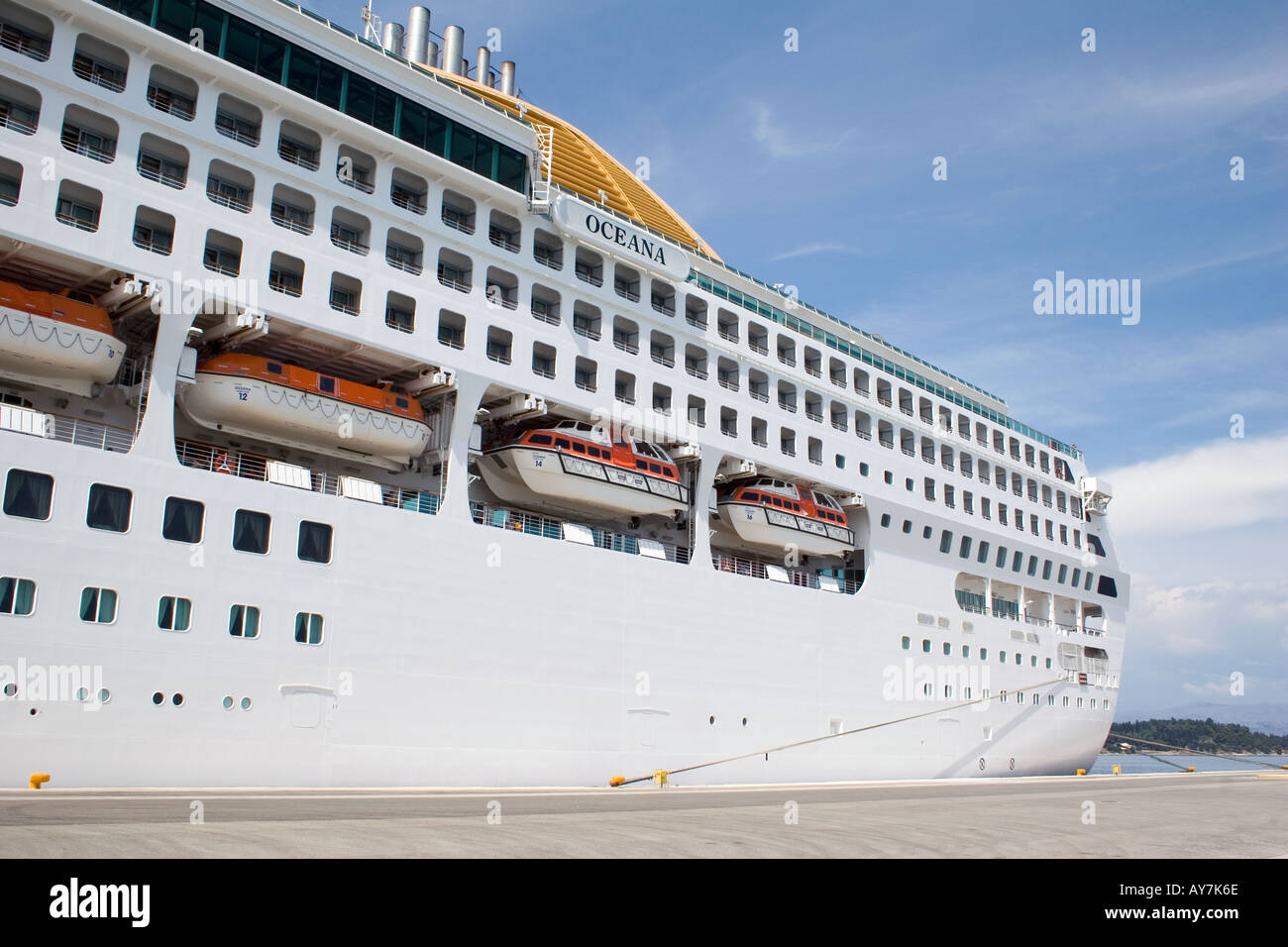 A Cruise Ship in Kerkyra Port, Corfu, cruising cruise ship Oceana P O ...