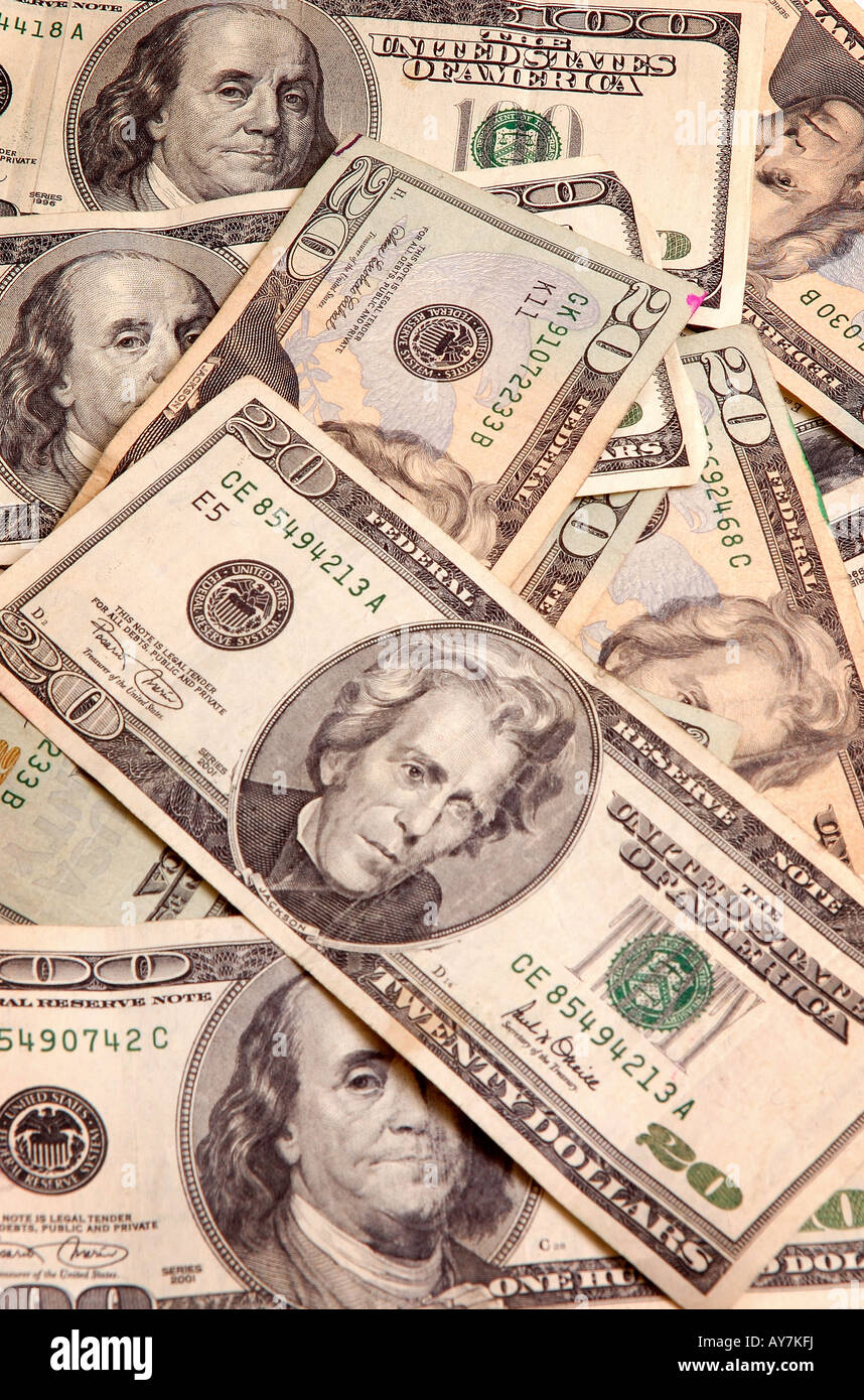 Hundreds of dollars expenses hi-res stock photography and images - Alamy