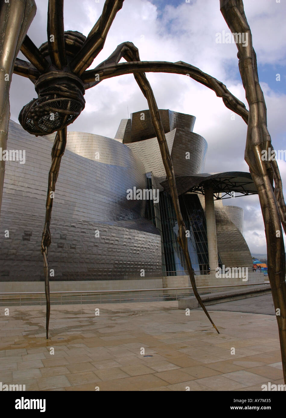 Characteristic View of Bourgeois' Huge Spider Maman outside Guggenheim ...