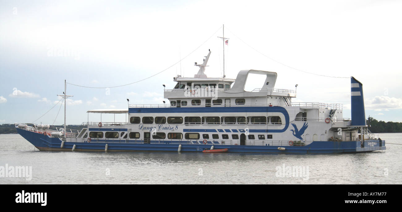 Ship at Danga Bay, Johor Stock Photo - Alamy