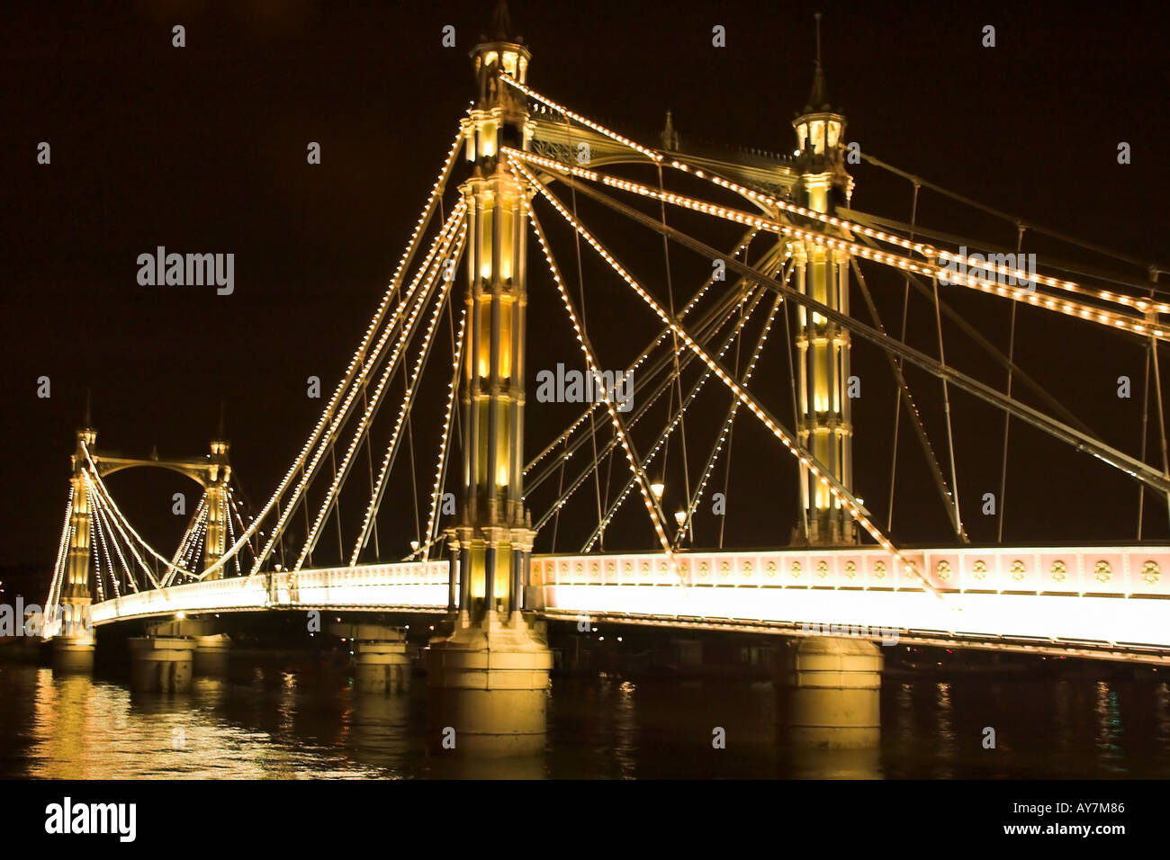 Albert Bridge at Night Stock Photo - Alamy