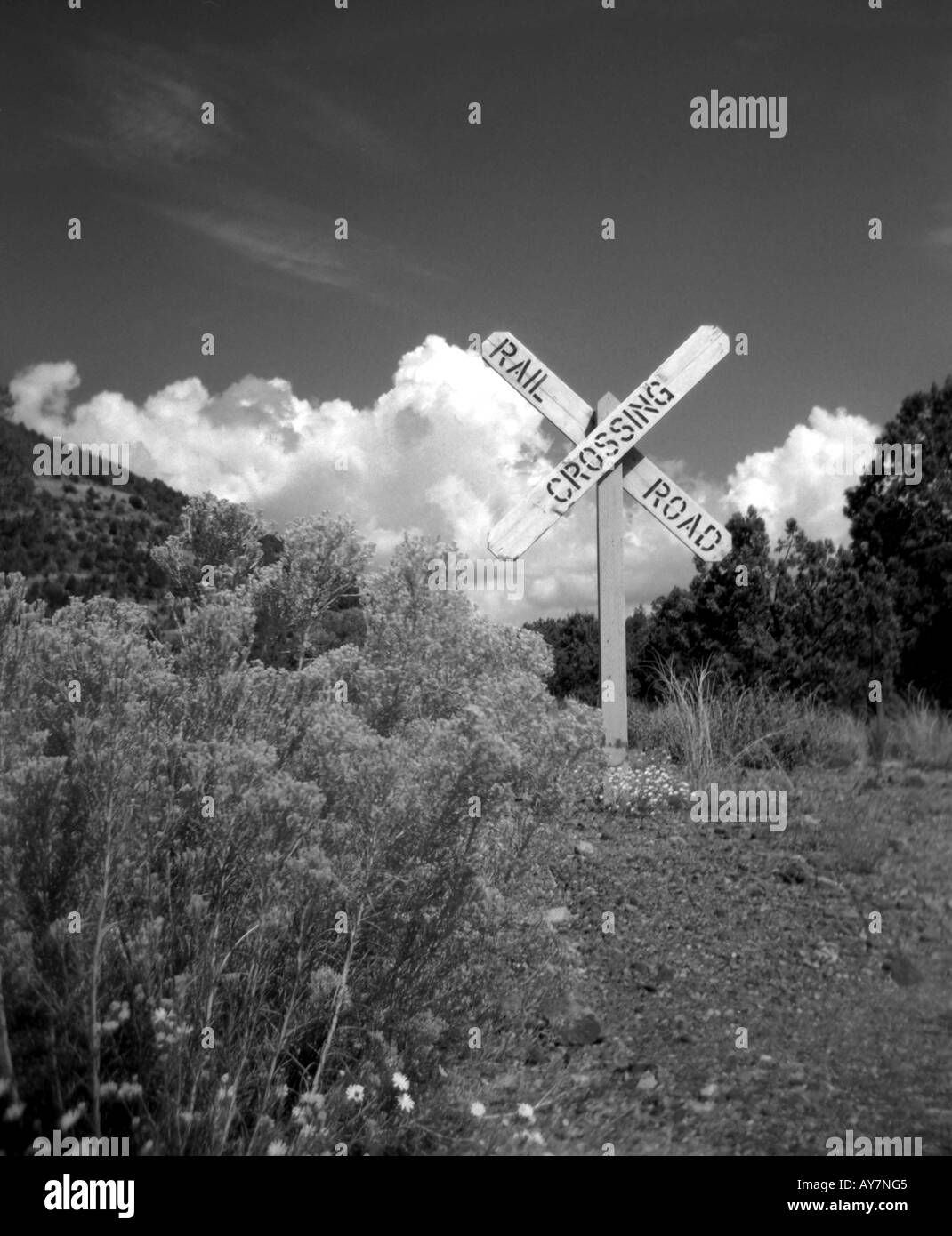 American railroad crossing hi-res stock photography and images - Alamy