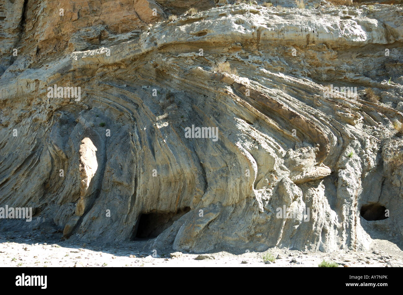 Recumbent fold hi-res stock photography and images - Alamy