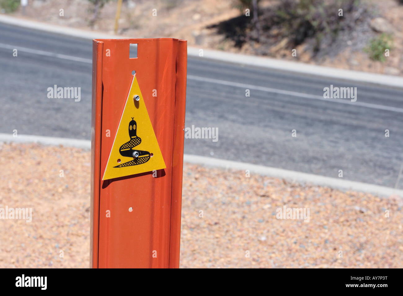 Snake warning sign australia hi-res stock photography and images - Alamy