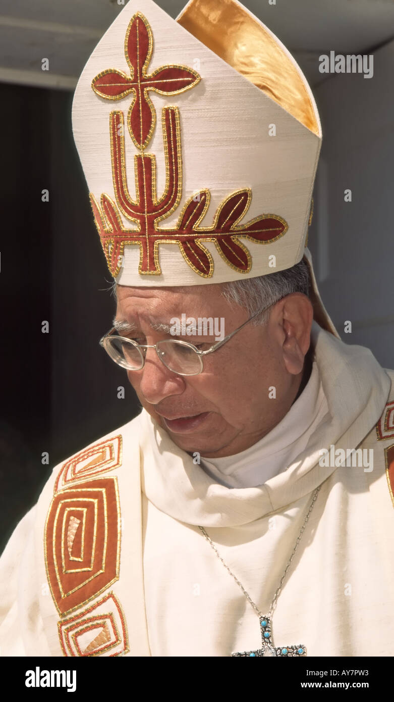 MR 443B Bishop Ricardo Ramirez visits the Church of San Patricio on ...