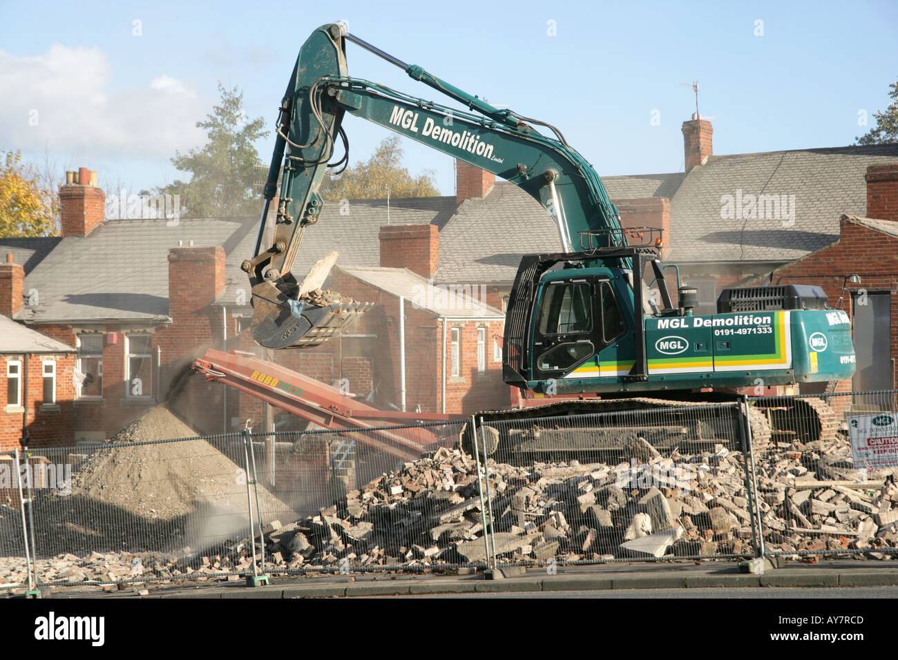Housing demolition in Gateshead, UK Stock Photo - Alamy