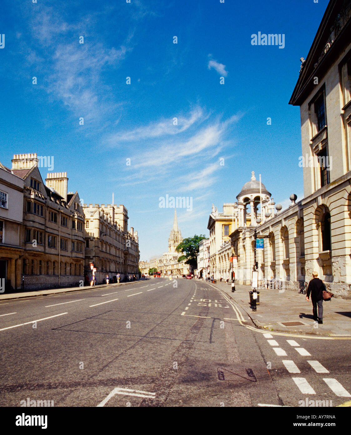 High street queens college hi-res stock photography and images - Alamy