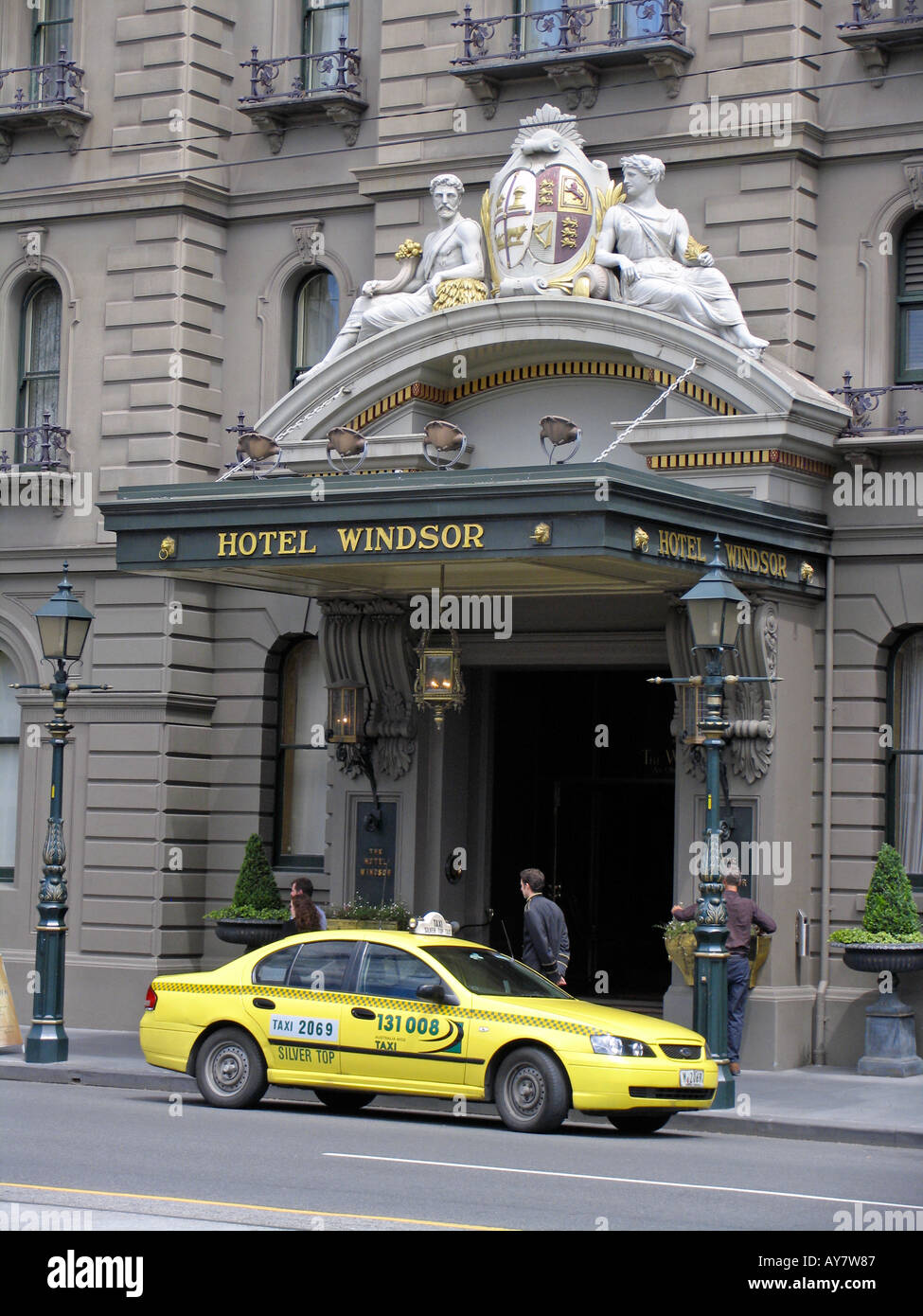 Taxi outside Hotel Windsor Melbourne Australia Stock Photo - Alamy