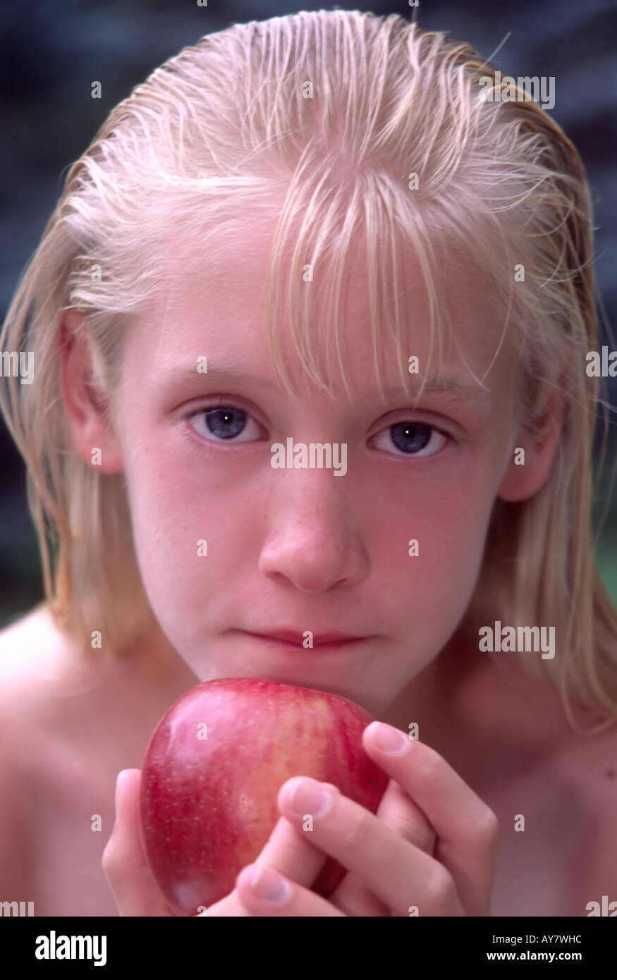 Eve eden hi-res stock photography and images - Alamy