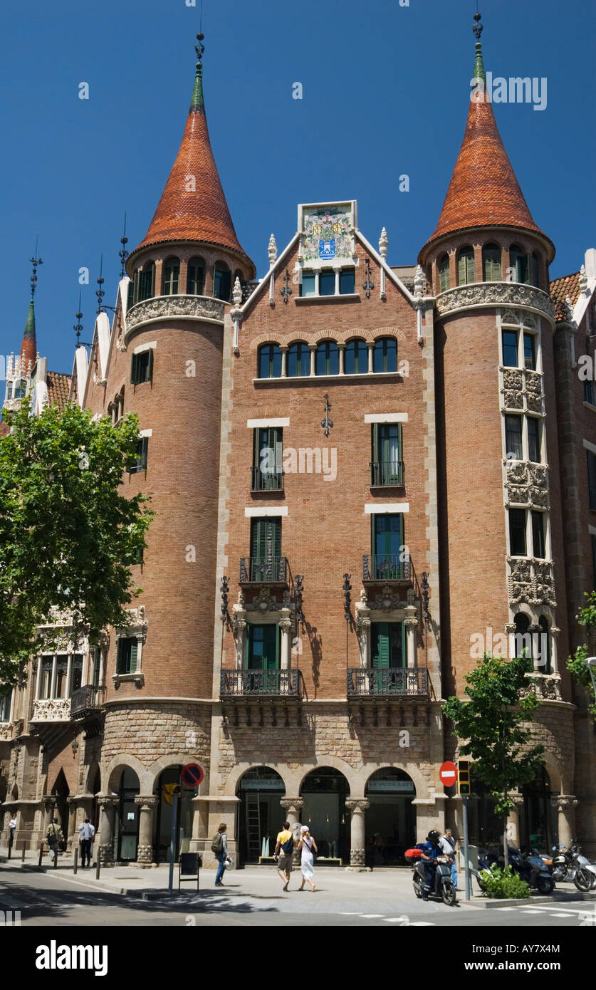 Puig i Cadafalch's modernista conical towered building which is also ...