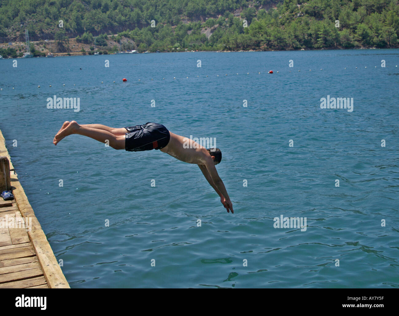 Diving off a jetty hi-res stock photography and images - Alamy
