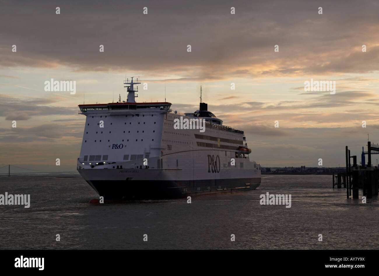 P & O Ferry the Pride of Hull leaving the berth on the evening tide ...