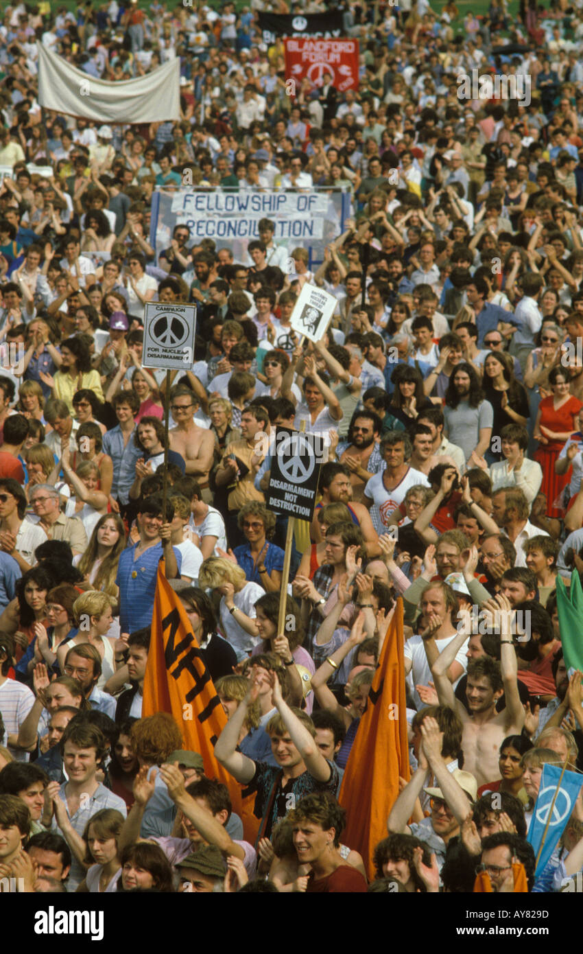 Mass demonstration for the 'Campaign for Nuclear Disarmament' rally ...