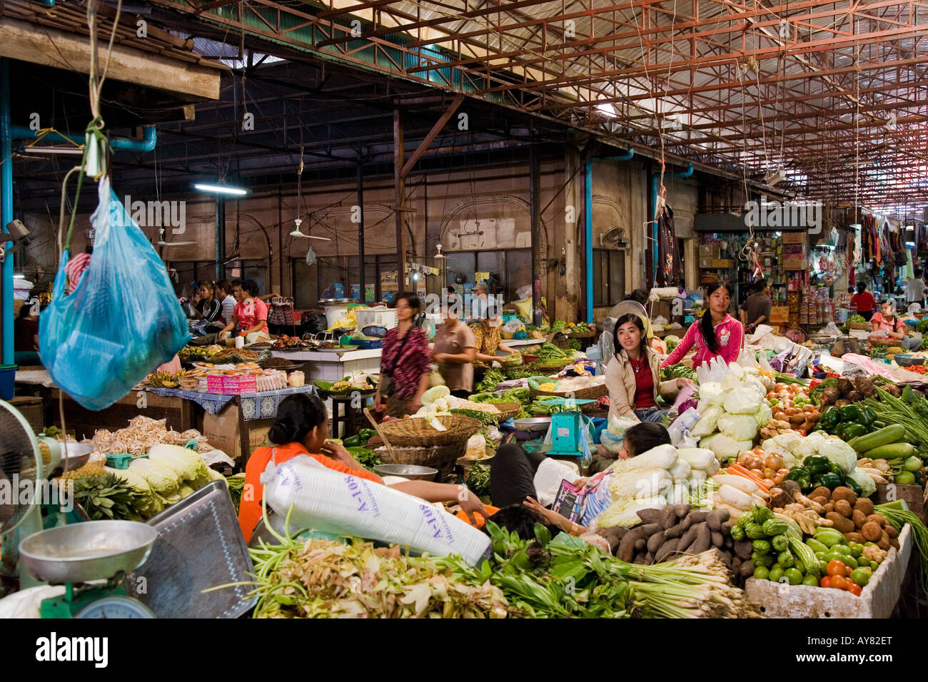 Siem Reap Market Stock Photo - Alamy