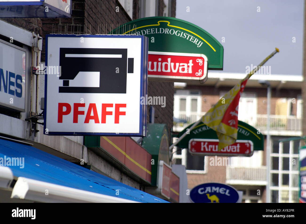 Pfaff Sewing Logo
