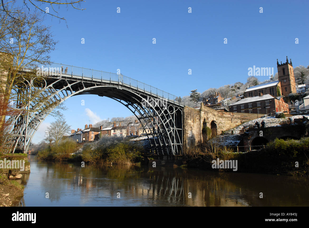 Iron bridge shropshire hi-res stock photography and images - Alamy