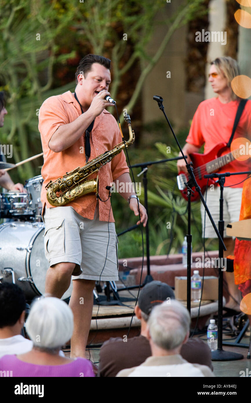 Sax saxophone hi-res stock photography and images - Alamy