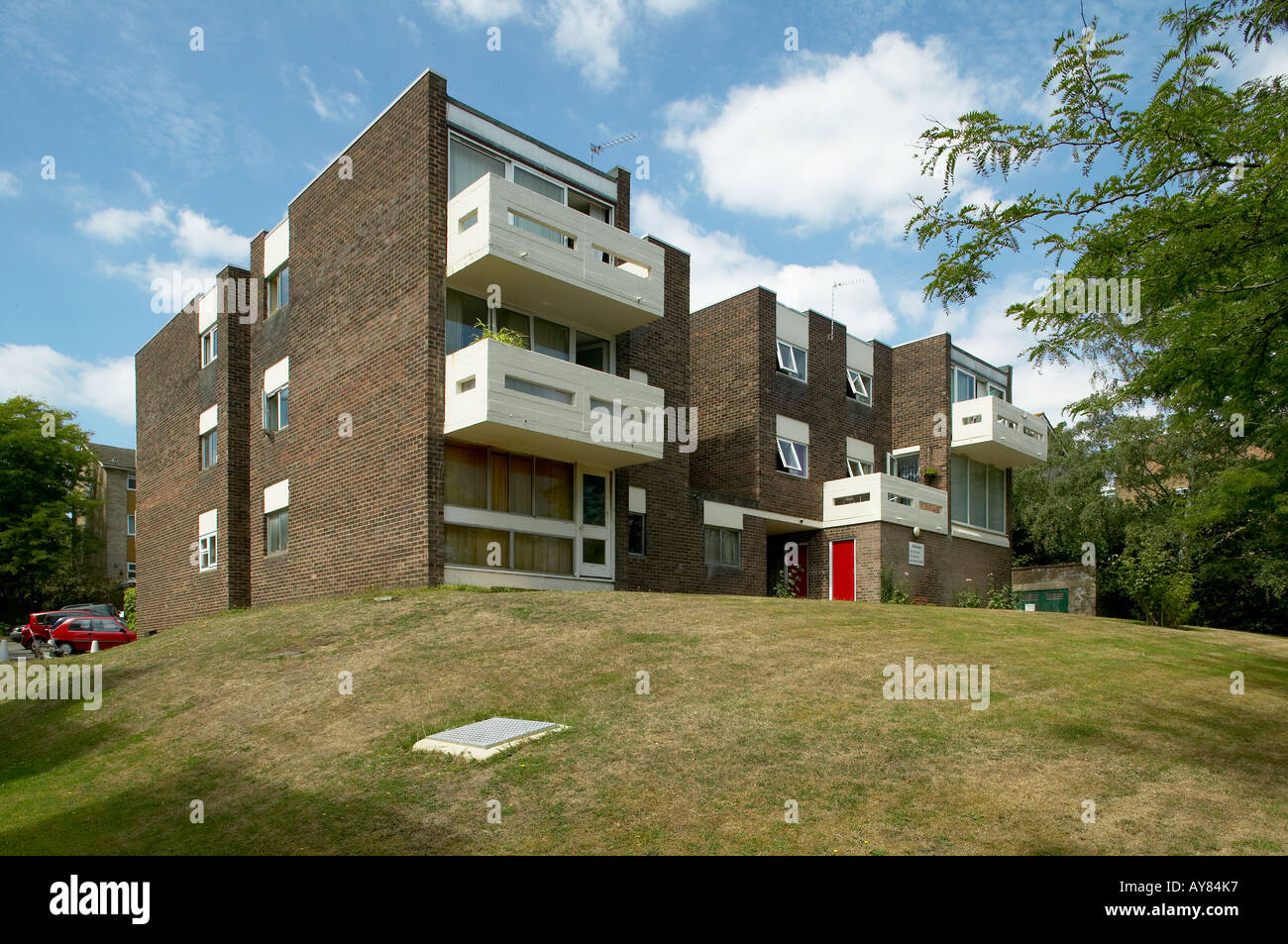 Housing, Woking. View of housing development Stock Photo - Alamy