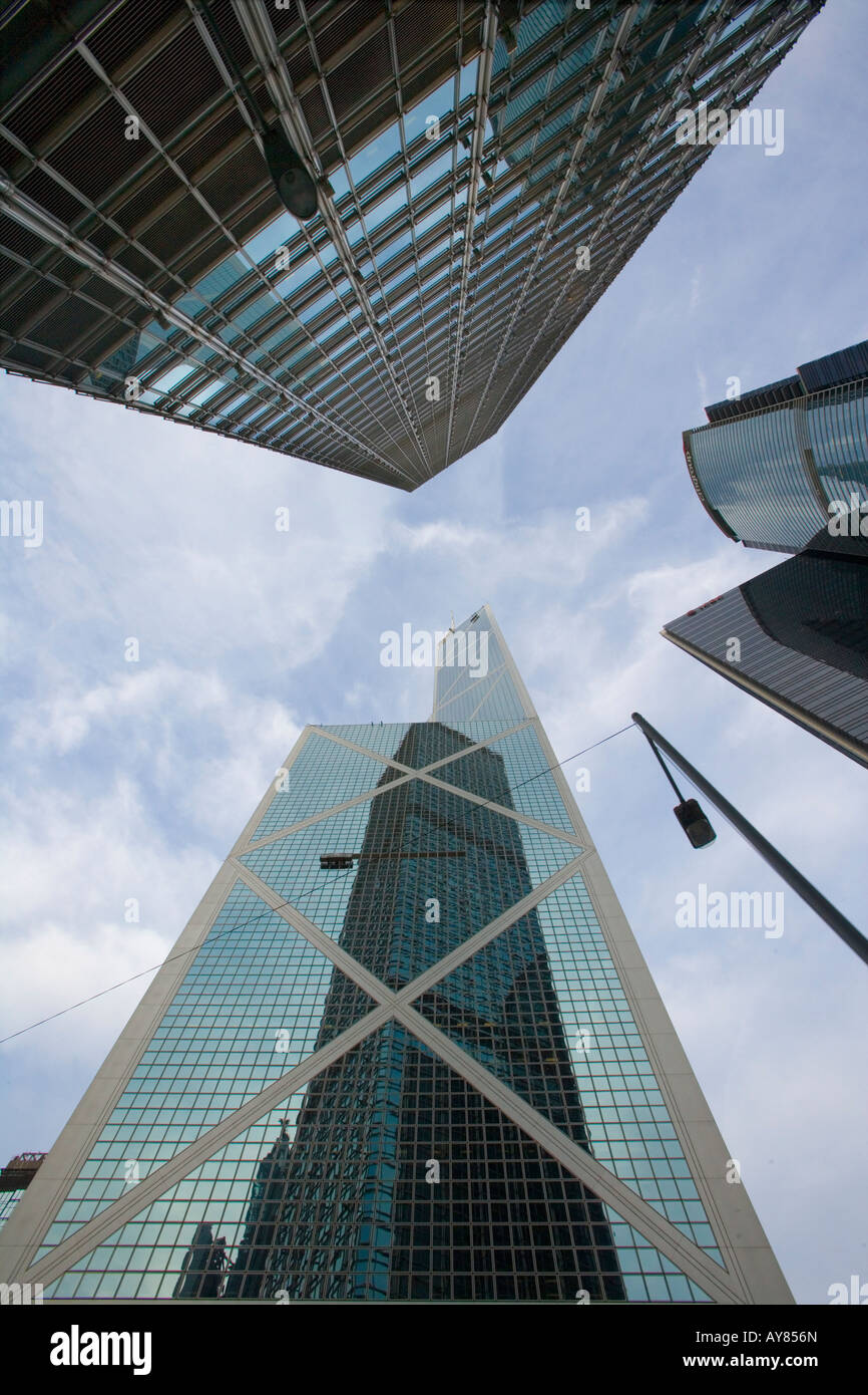 Hang seng bank building hi-res stock photography and images - Alamy