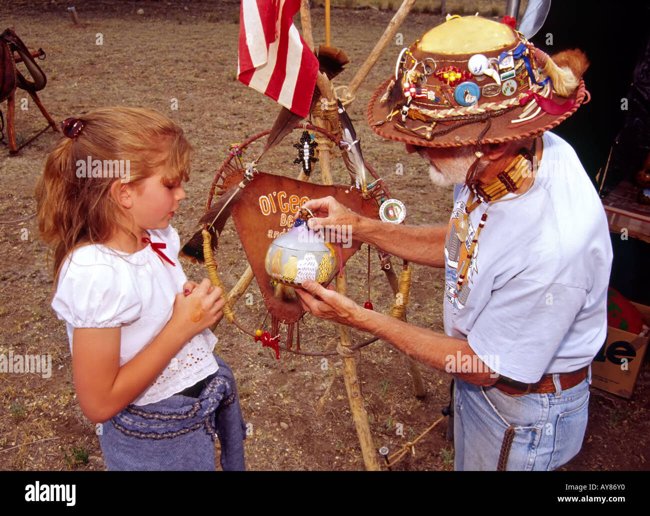 MR 0498 505 Native-American George "Two Feathers" Tippin displays a ...