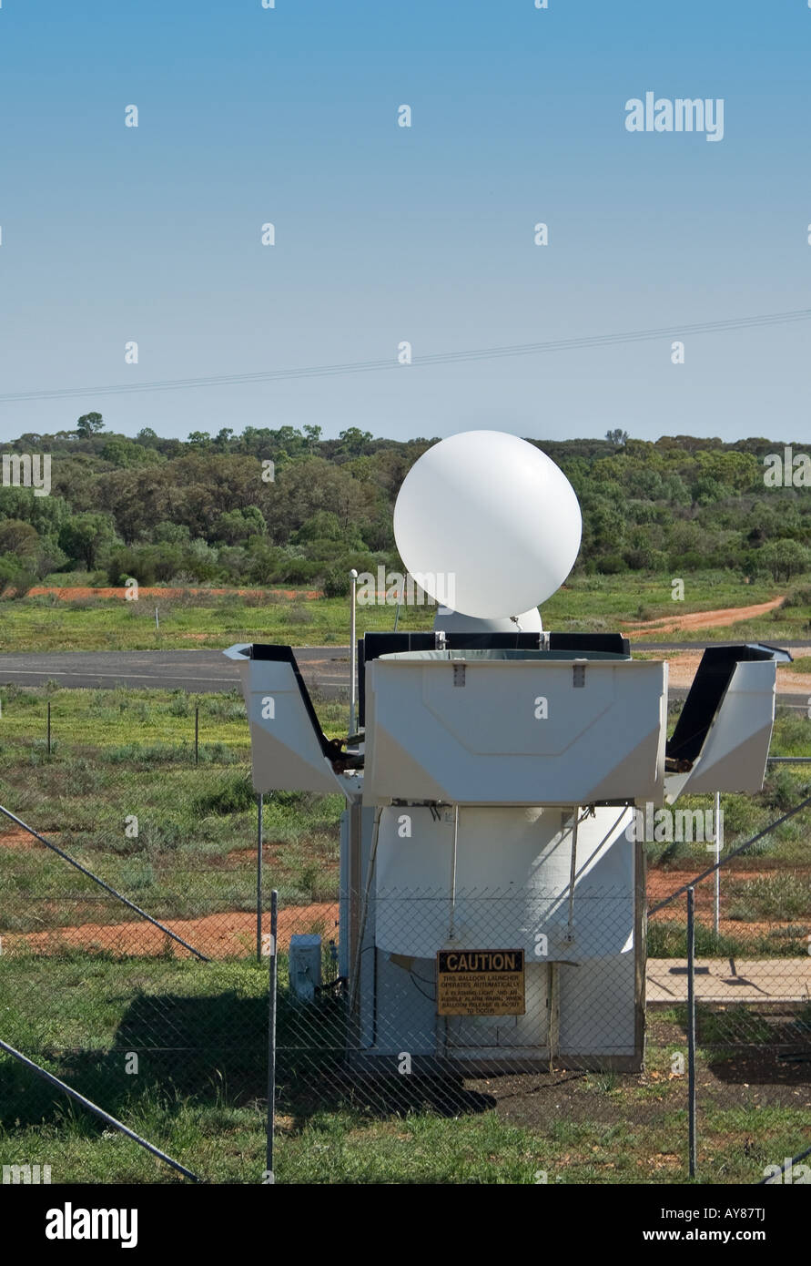 Weather balloon hi-res stock photography and images - Alamy