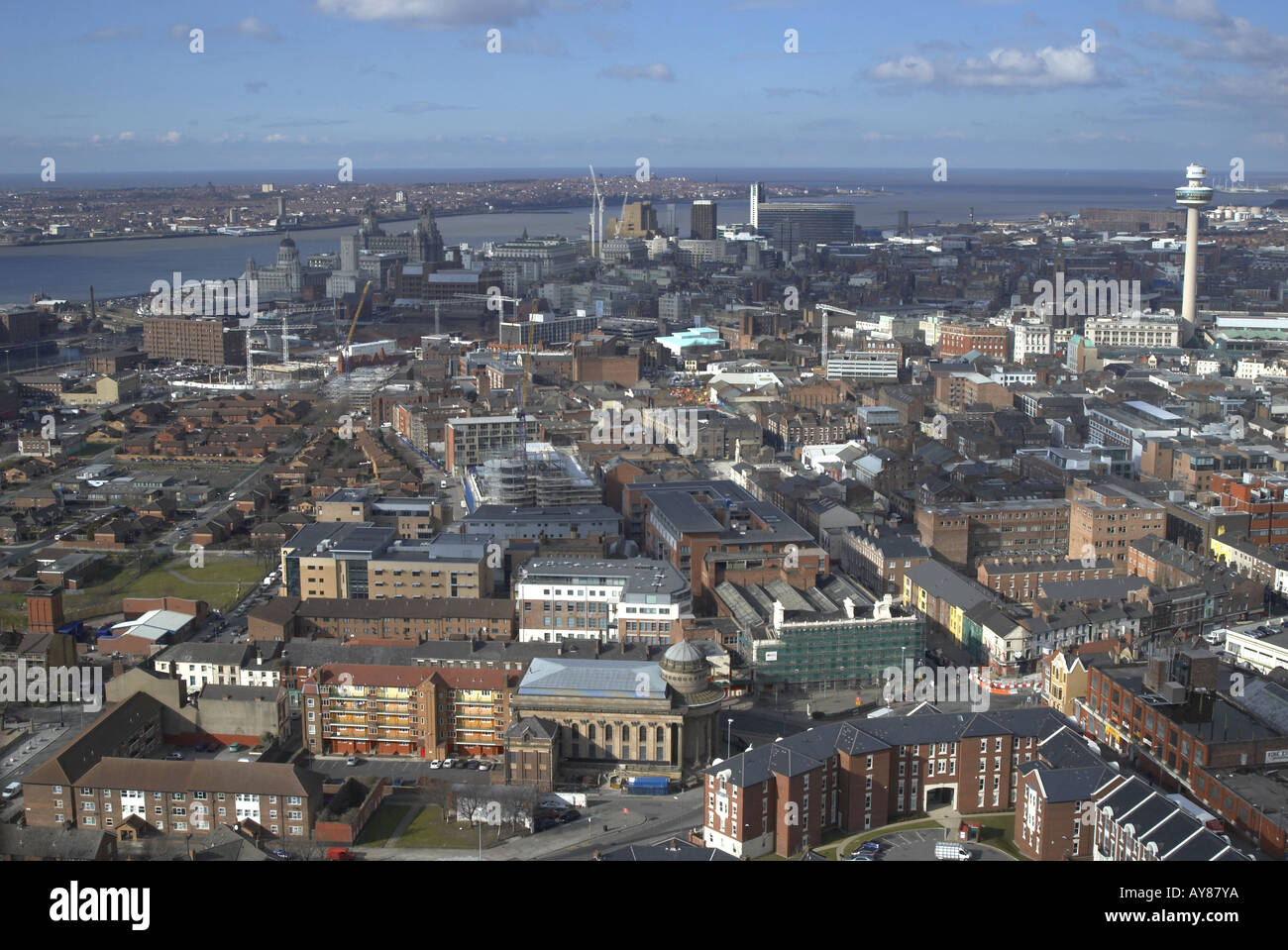 Housing estates liverpool hi-res stock photography and images - Alamy