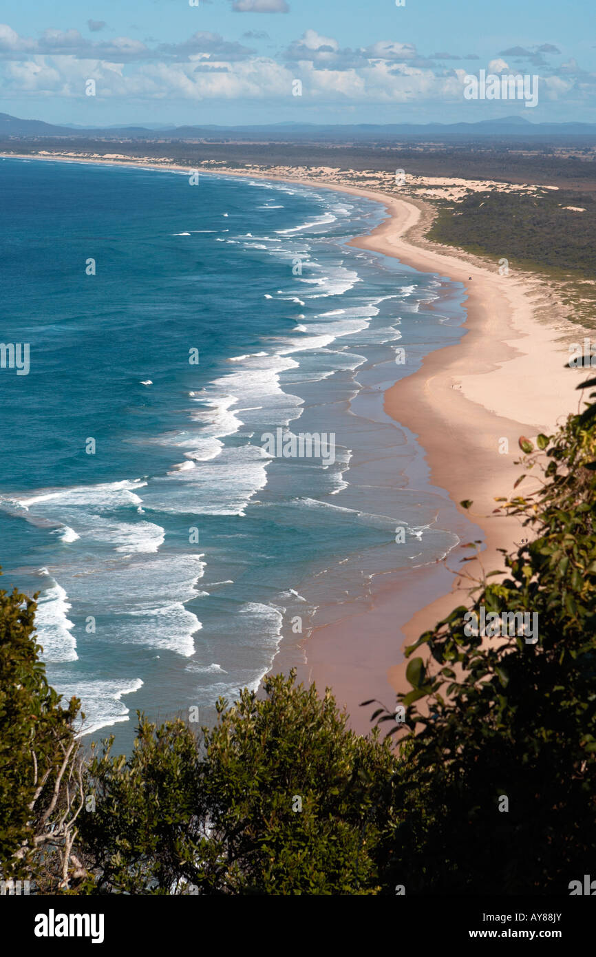 Lookout overlooking the Tallow Beach, Byron Bay, New South Wales ...
