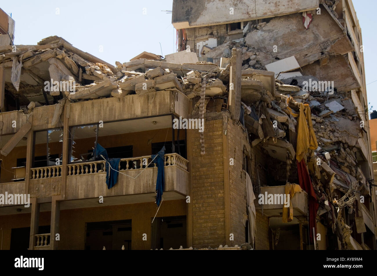 destroyed buildings in hizbullah area in beirut lebanon Stock Photo - Alamy