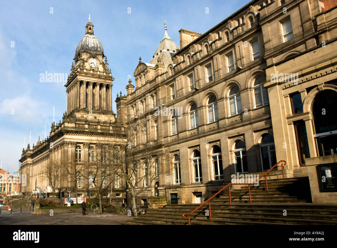 Victoria square leeds hi-res stock photography and images - Alamy