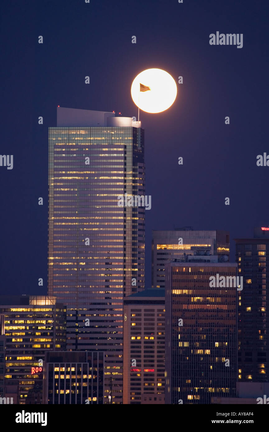 Two union square seattle hi-res stock photography and images - Alamy