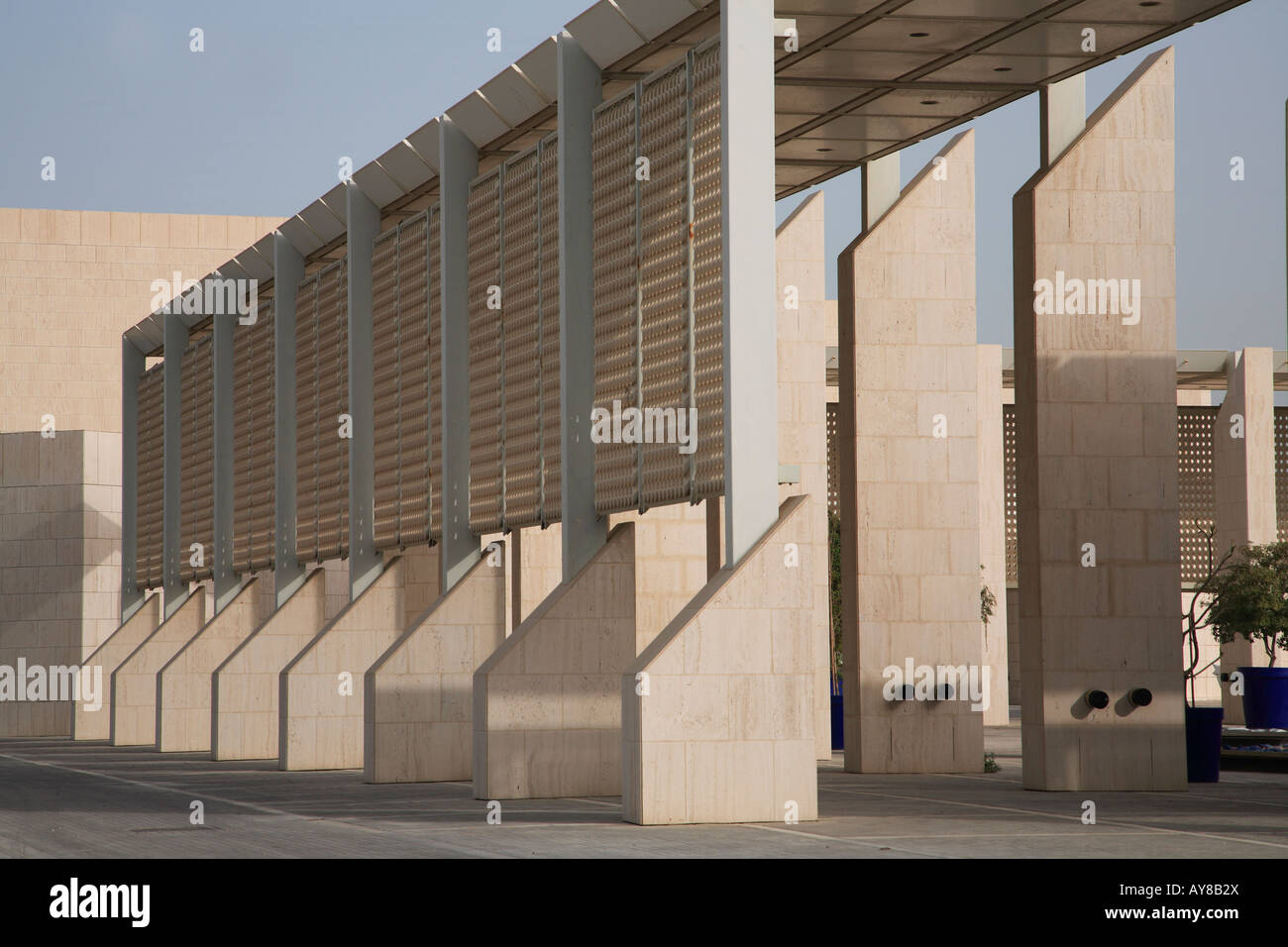 Bahrain national museum High Resolution Stock Photography and Images ...