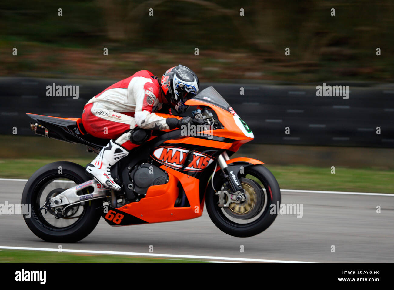 David Johnson British Superbike 2008 Team Maxxis Pulling Wheelie honda ...