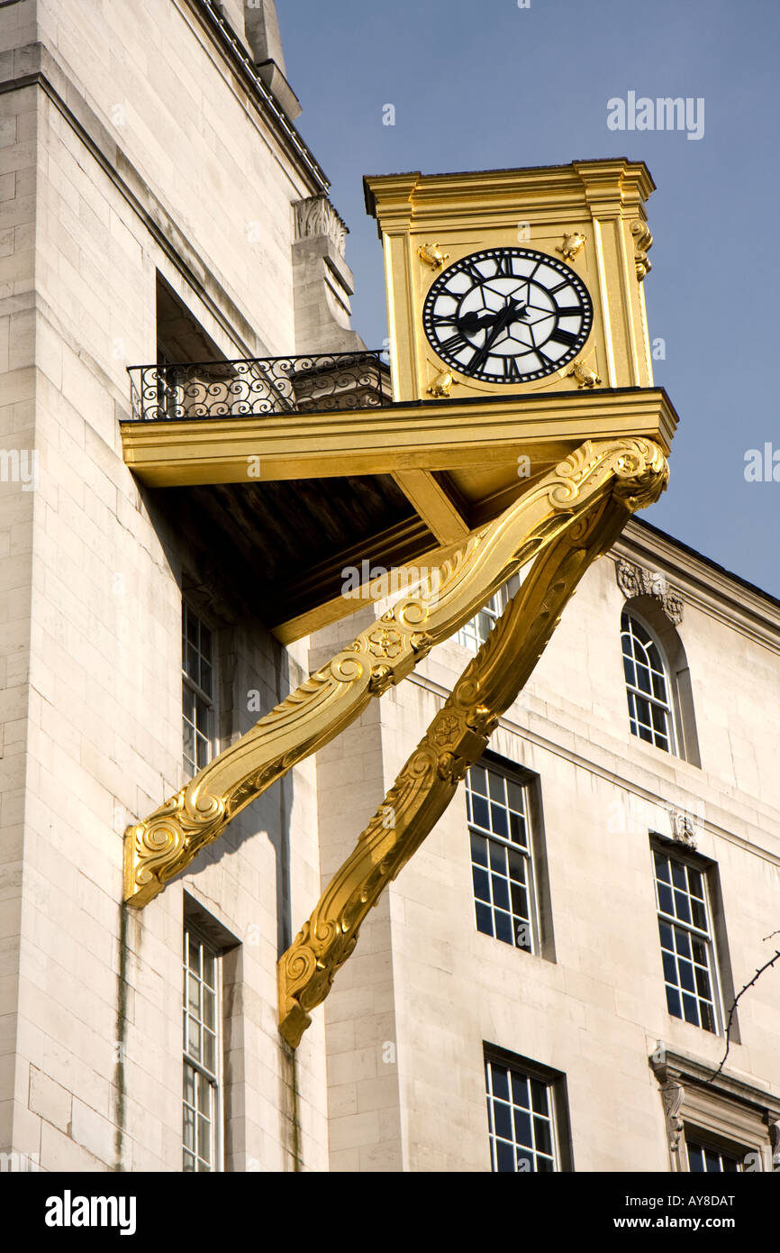 Central square leeds hi-res stock photography and images - Alamy
