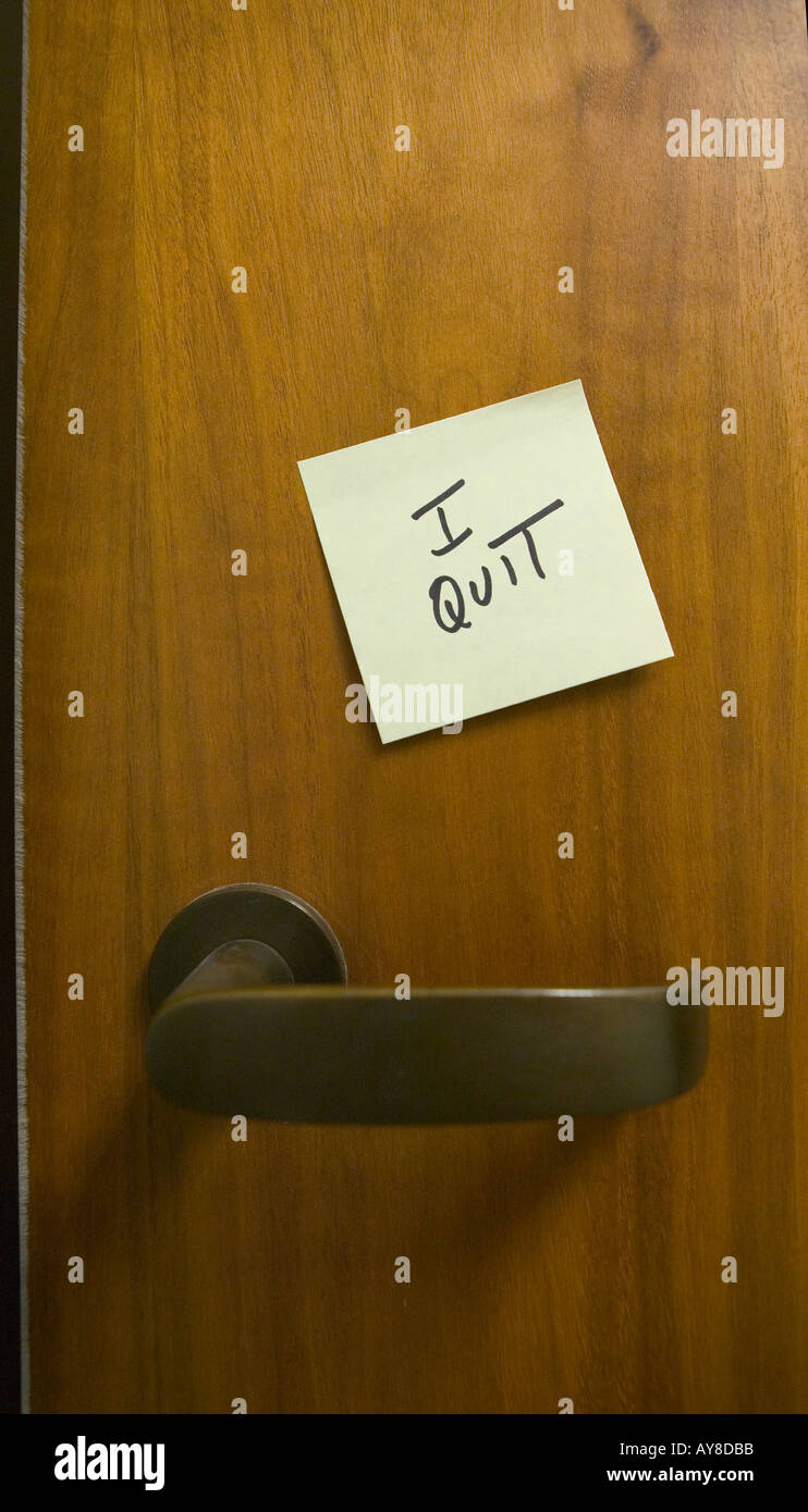 I Quit post it on office door Stock Photo - Alamy