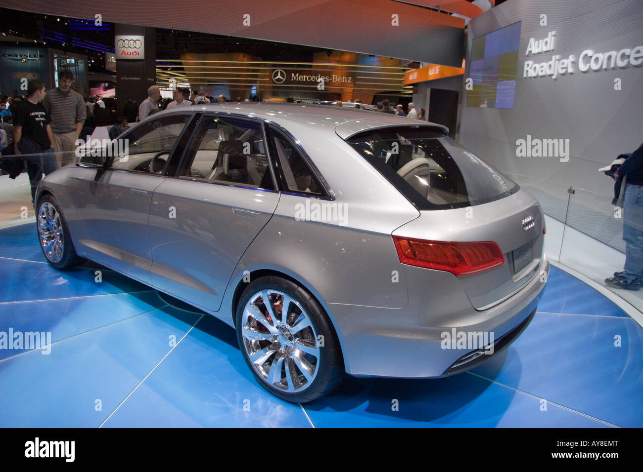 Car side view driving wide hi-res stock photography and images - Alamy
