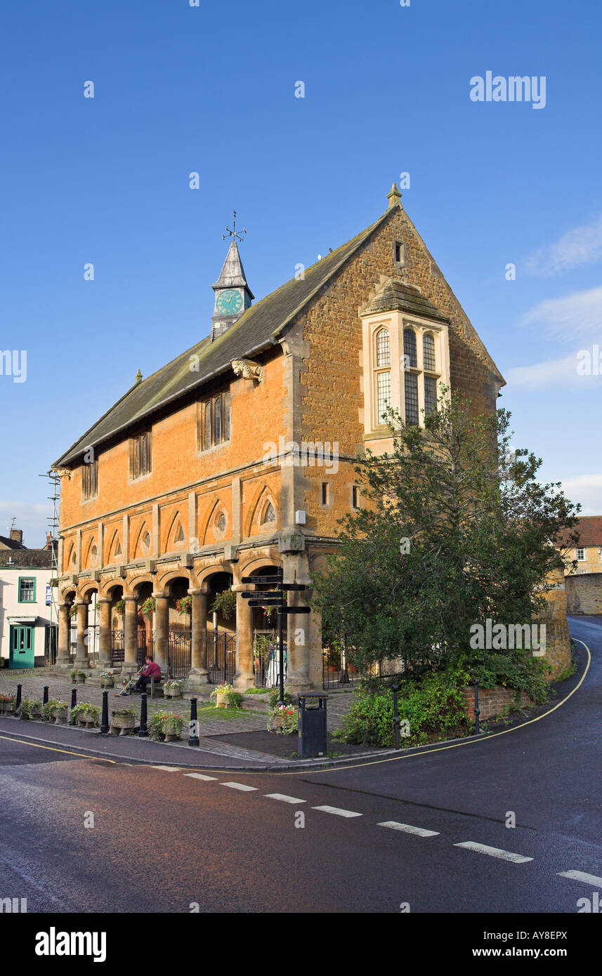 Castle cary market hi-res stock photography and images - Alamy