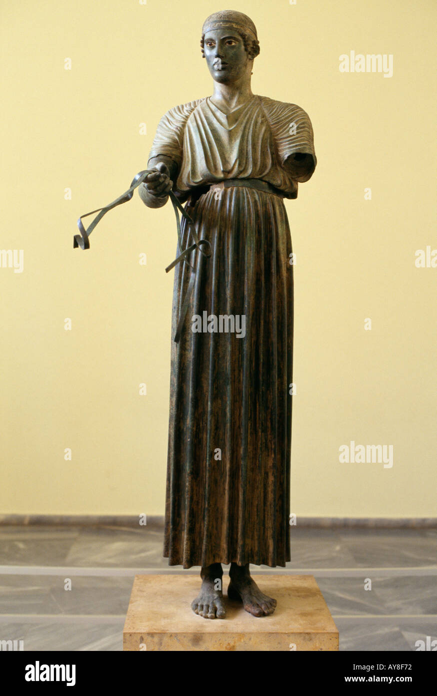 Charioteer Delphi Museum Delphi Greece Stock Photo - Alamy