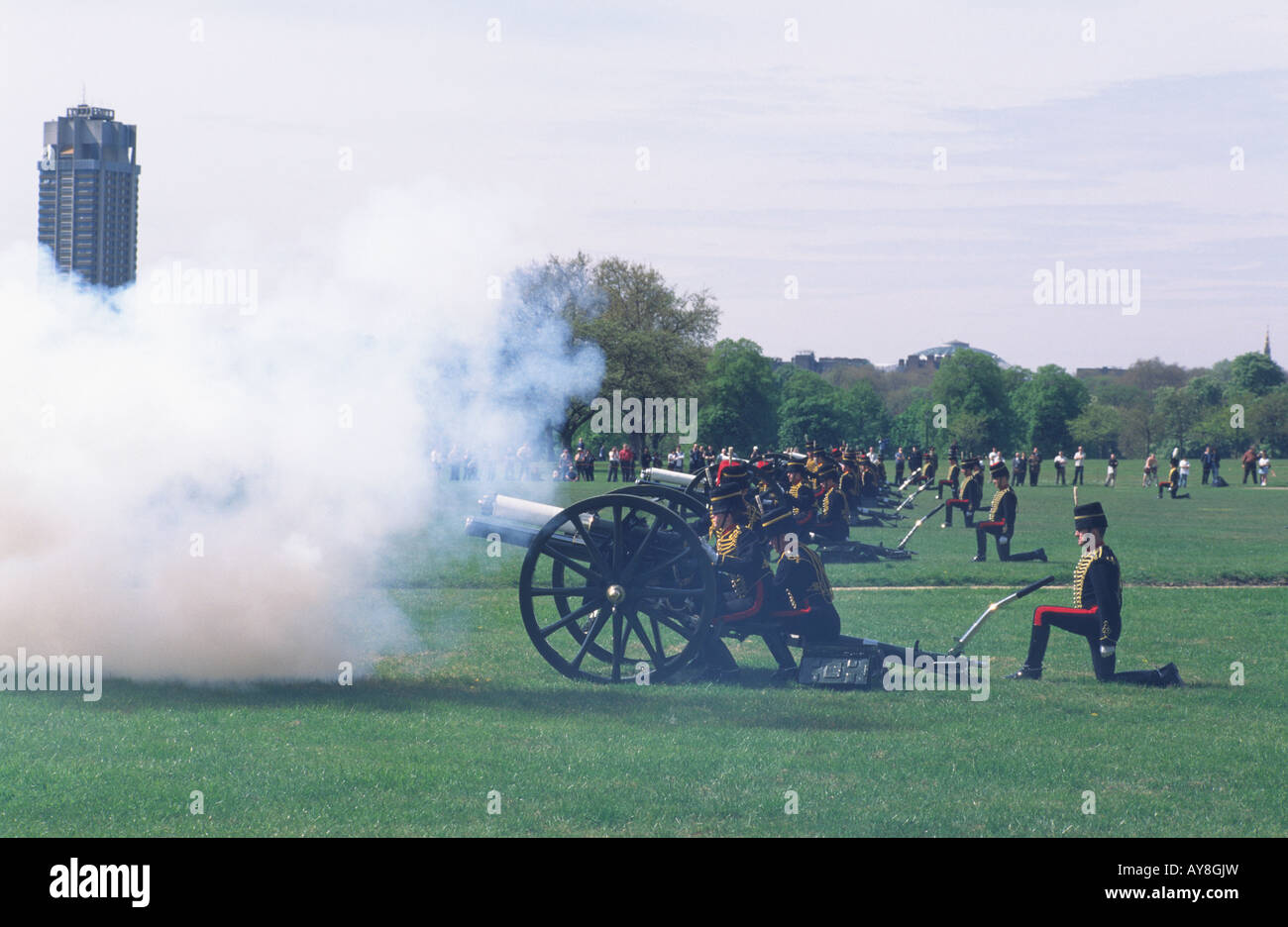 Fire powder gun hi-res stock photography and images - Alamy