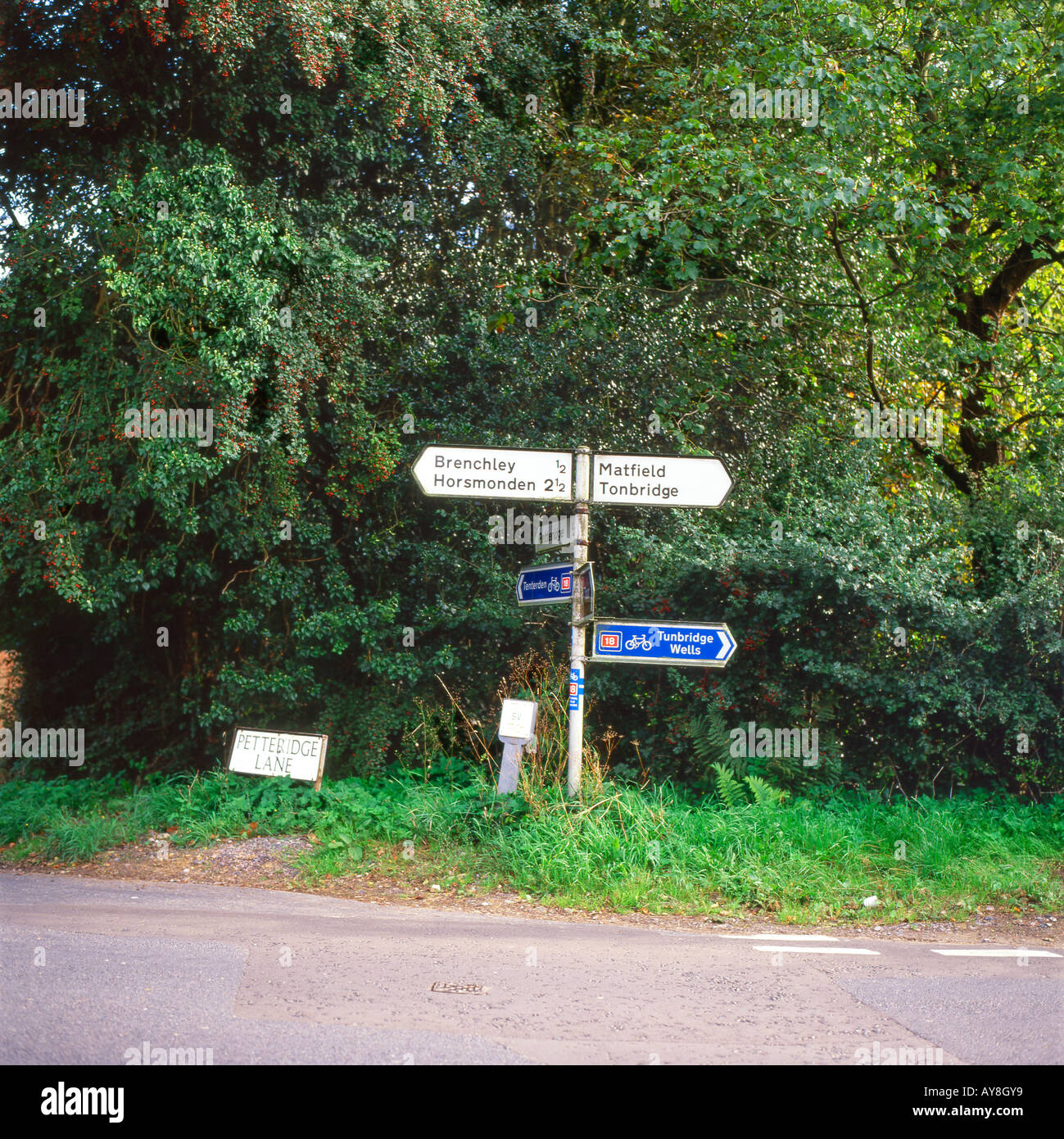 Tonbridge Sign High Resolution Stock Photography and Images - Alamy