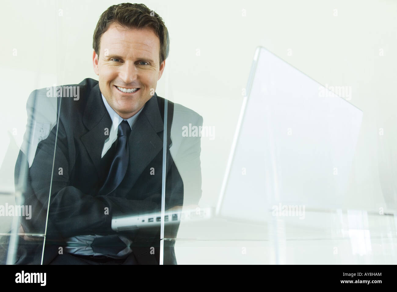 Multiple reflections computer hi-res stock photography and images - Alamy