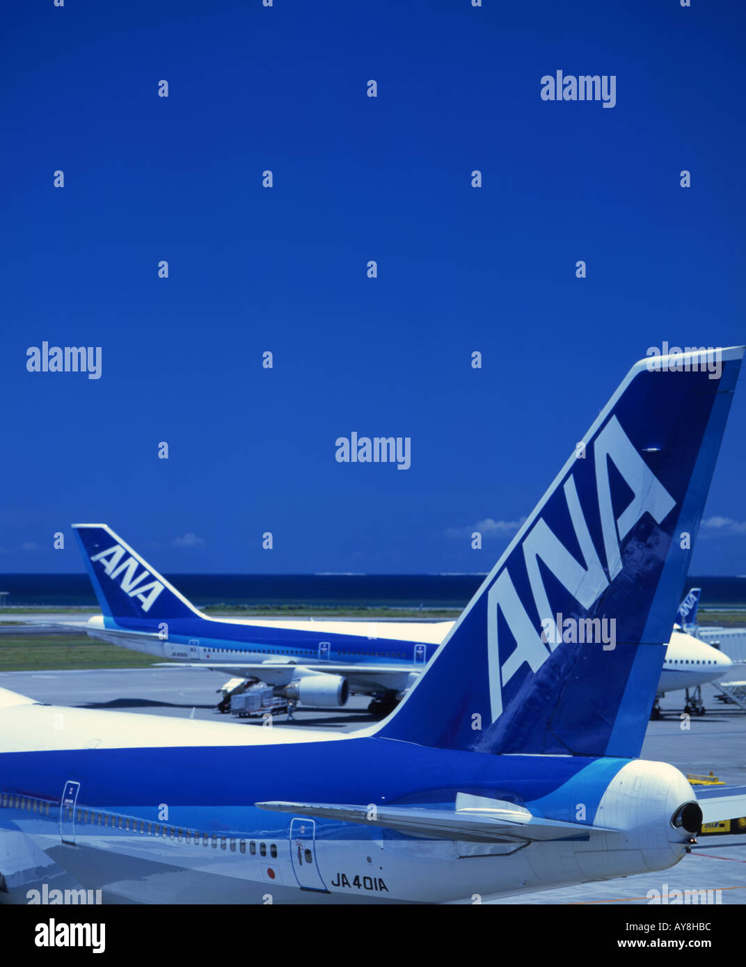 Ana jets okinawa airport japan hi-res stock photography and images - Alamy