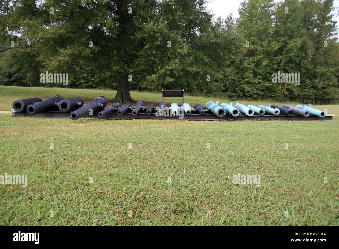 A line of Civil War cannon lined up at the Visitors Center, Petersburg ...