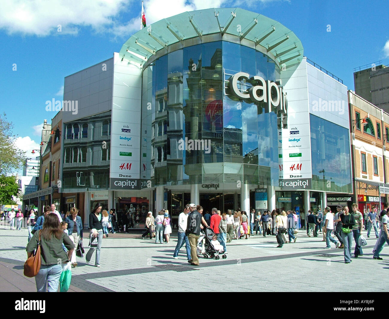 People Shopping in Summer, Capitol Centre Queen Street, Cardiff City ...