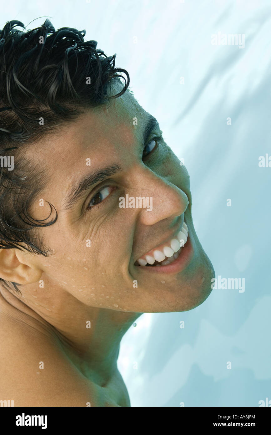 Over 30s pools side hi-res stock photography and images - Alamy