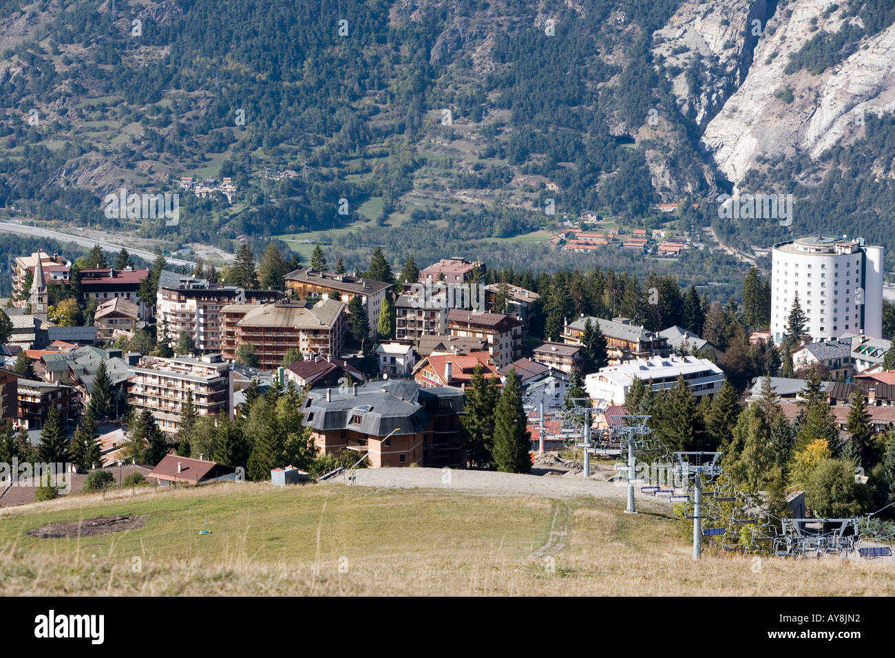 Sauze d Oulx ski resort Piemonte Italy Stock Photo - Alamy