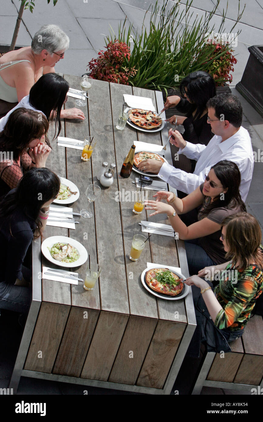 Places of attractions in melbourne hi-res stock photography and images ...