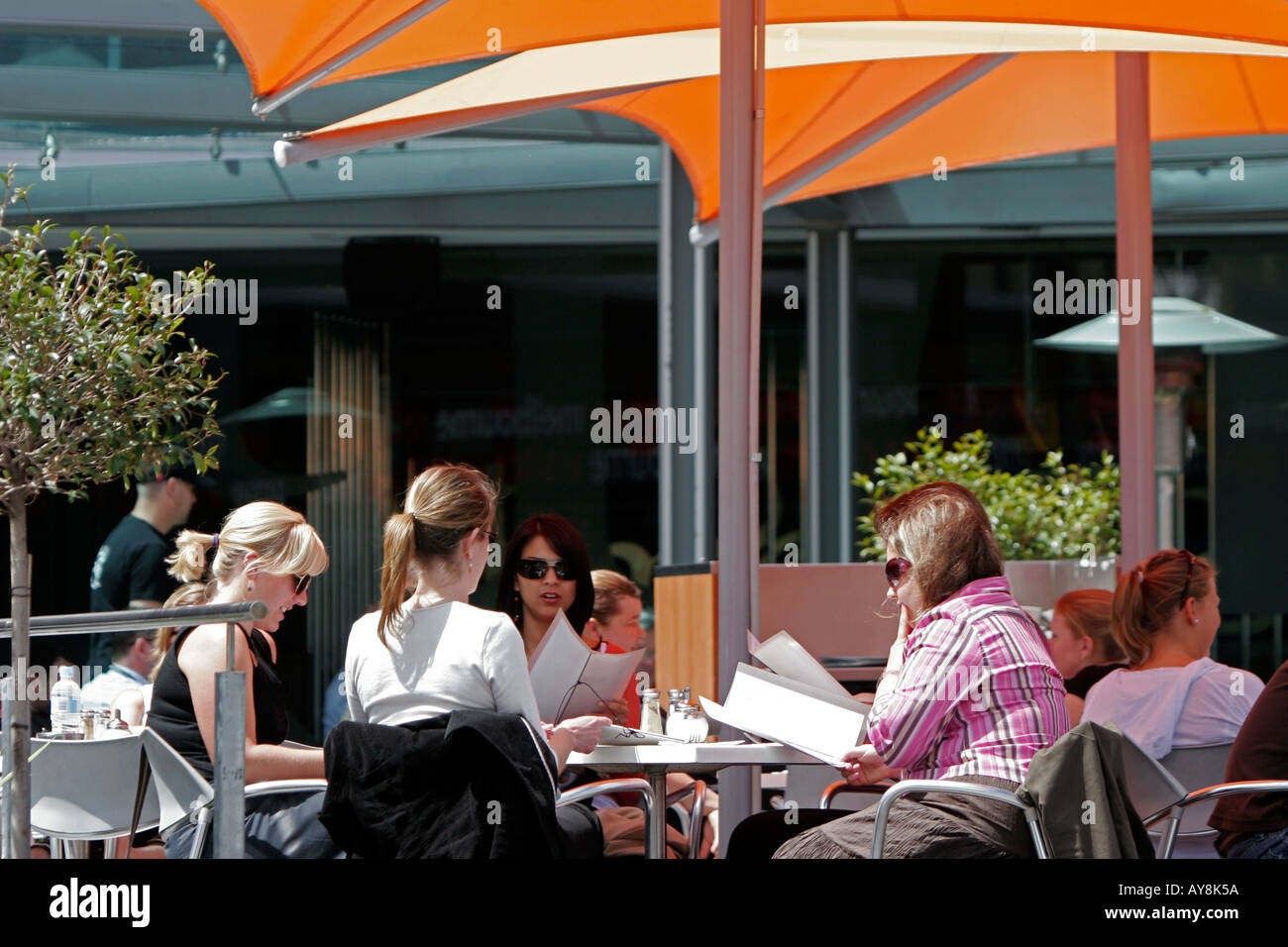 Federation square melbourne restaurant hi-res stock photography and ...