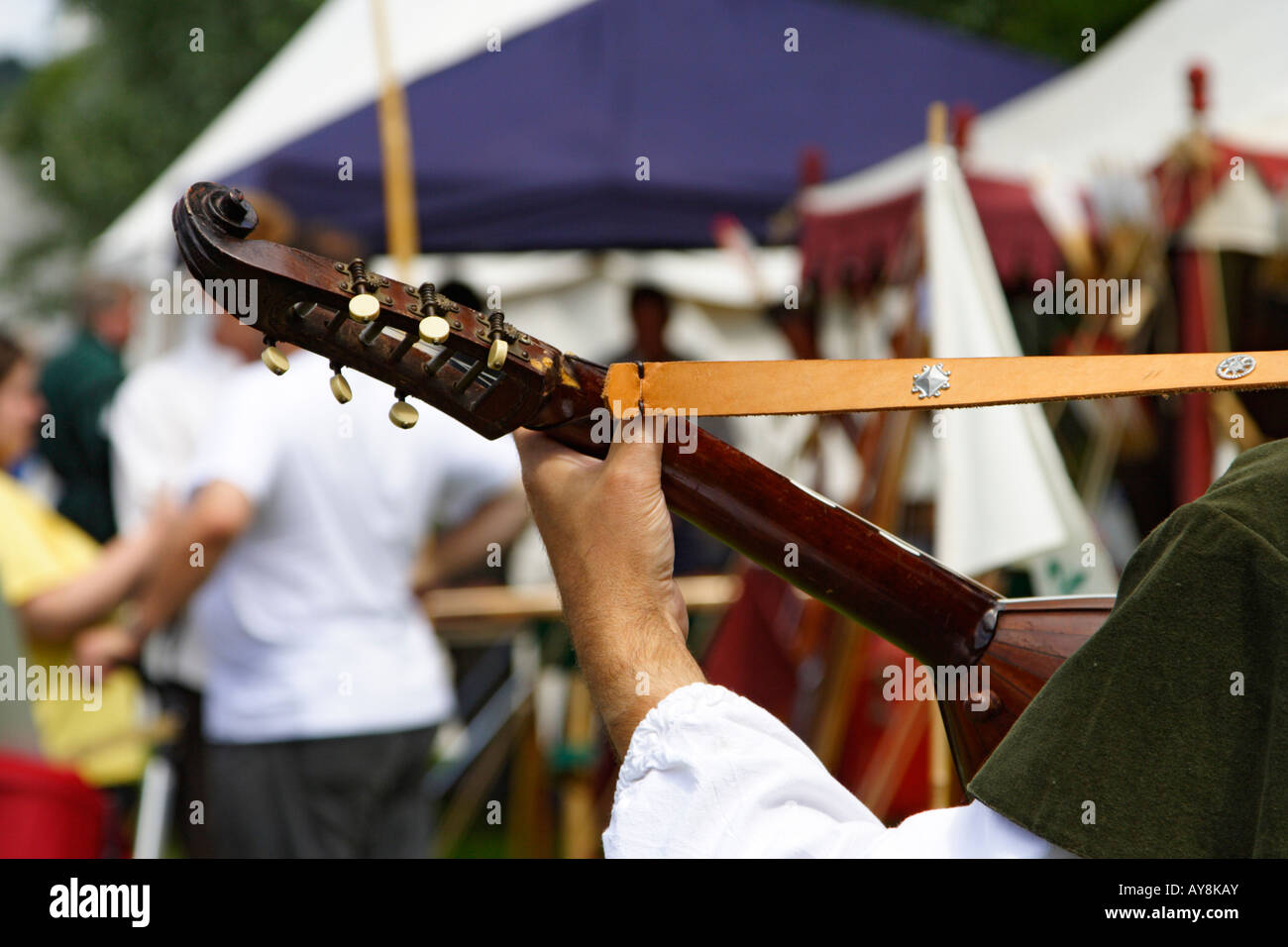 Medieval musical instrument hi-res stock photography and images - Alamy